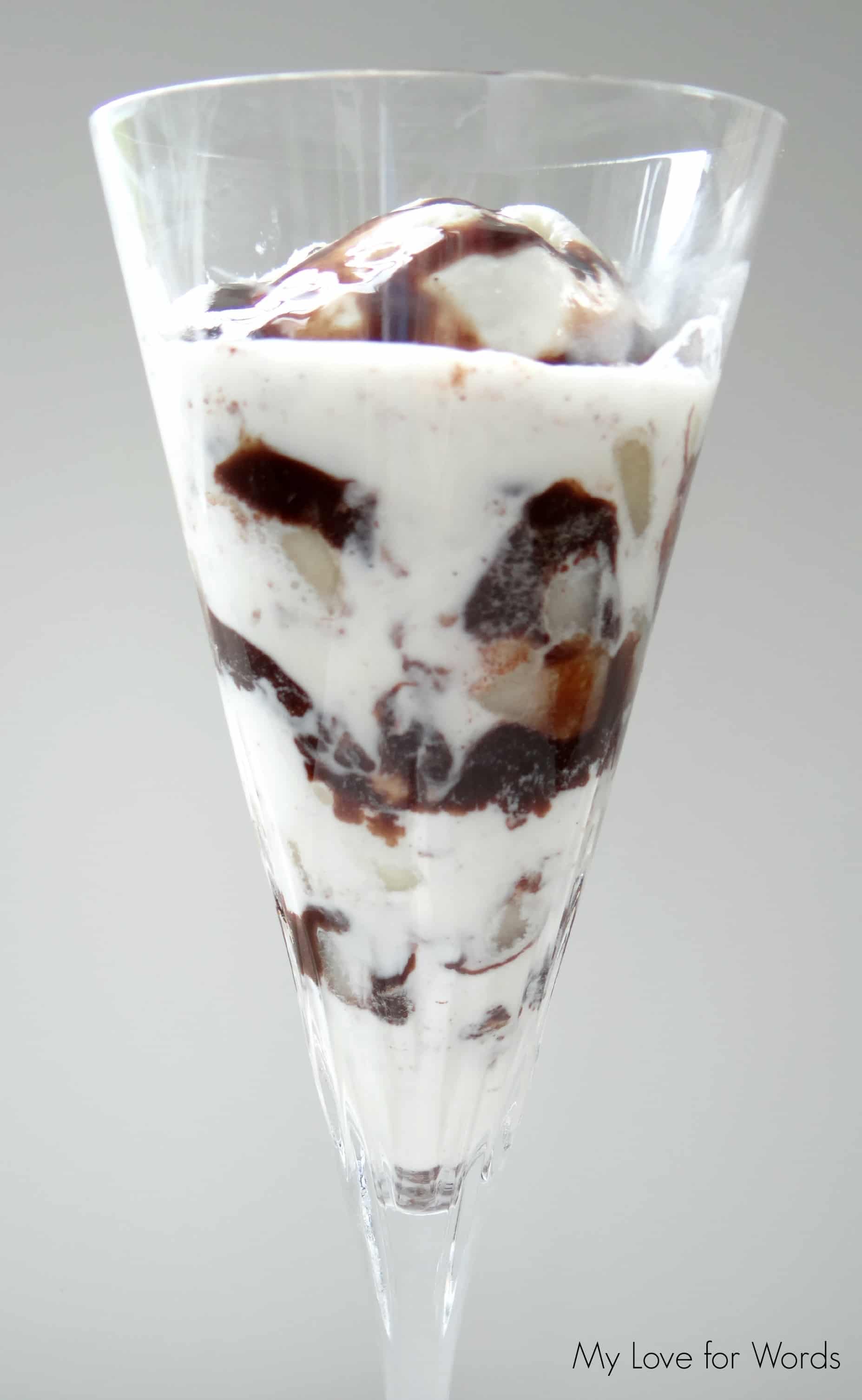 ice cream and pear parfait