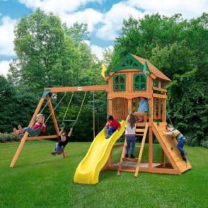 15 Best Backyard Playsets & Swing Sets for Kids of All Ages